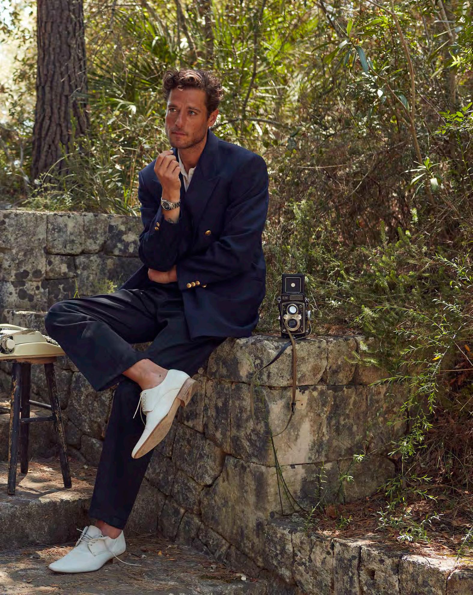 JON PAUL PHILLIPS by selectedartistsandicons - Issuu