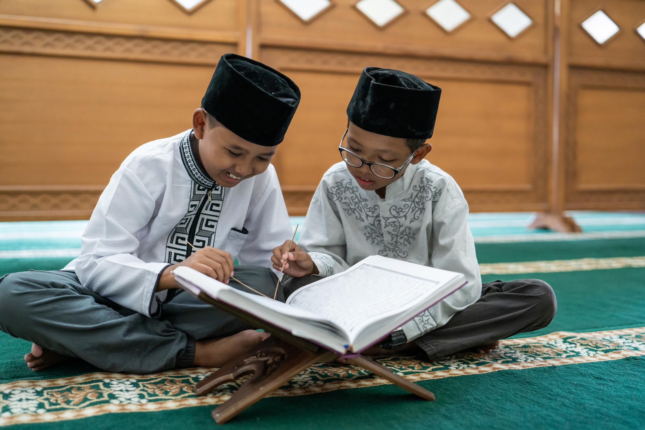 MENYENANGKAN, WA 08213-2909-0555 Belajar Al Quran Online Banyumas - Issuu