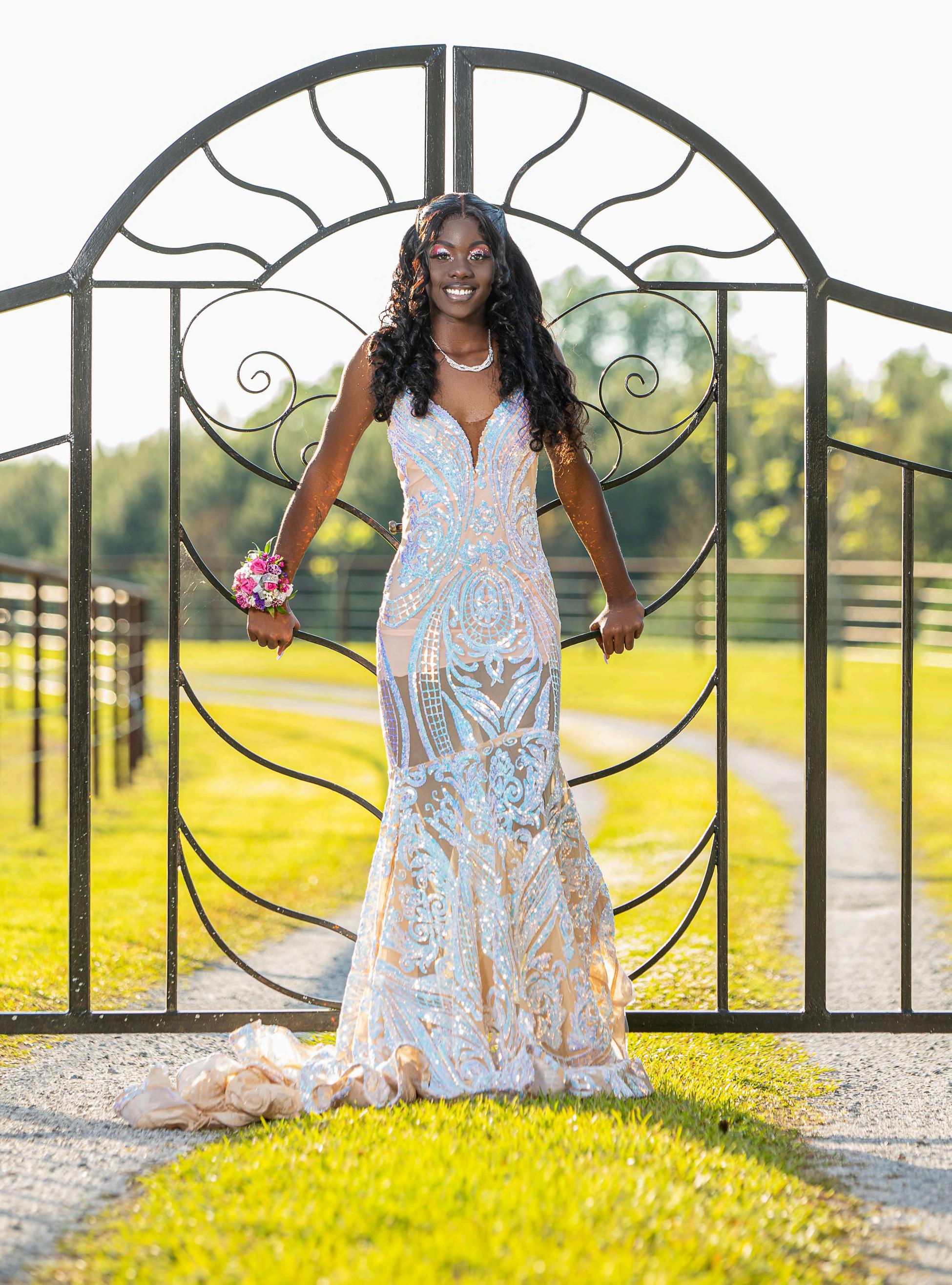 2024 Senior & Prom Guide - LaPic Visuals by LaCheston - Issuu