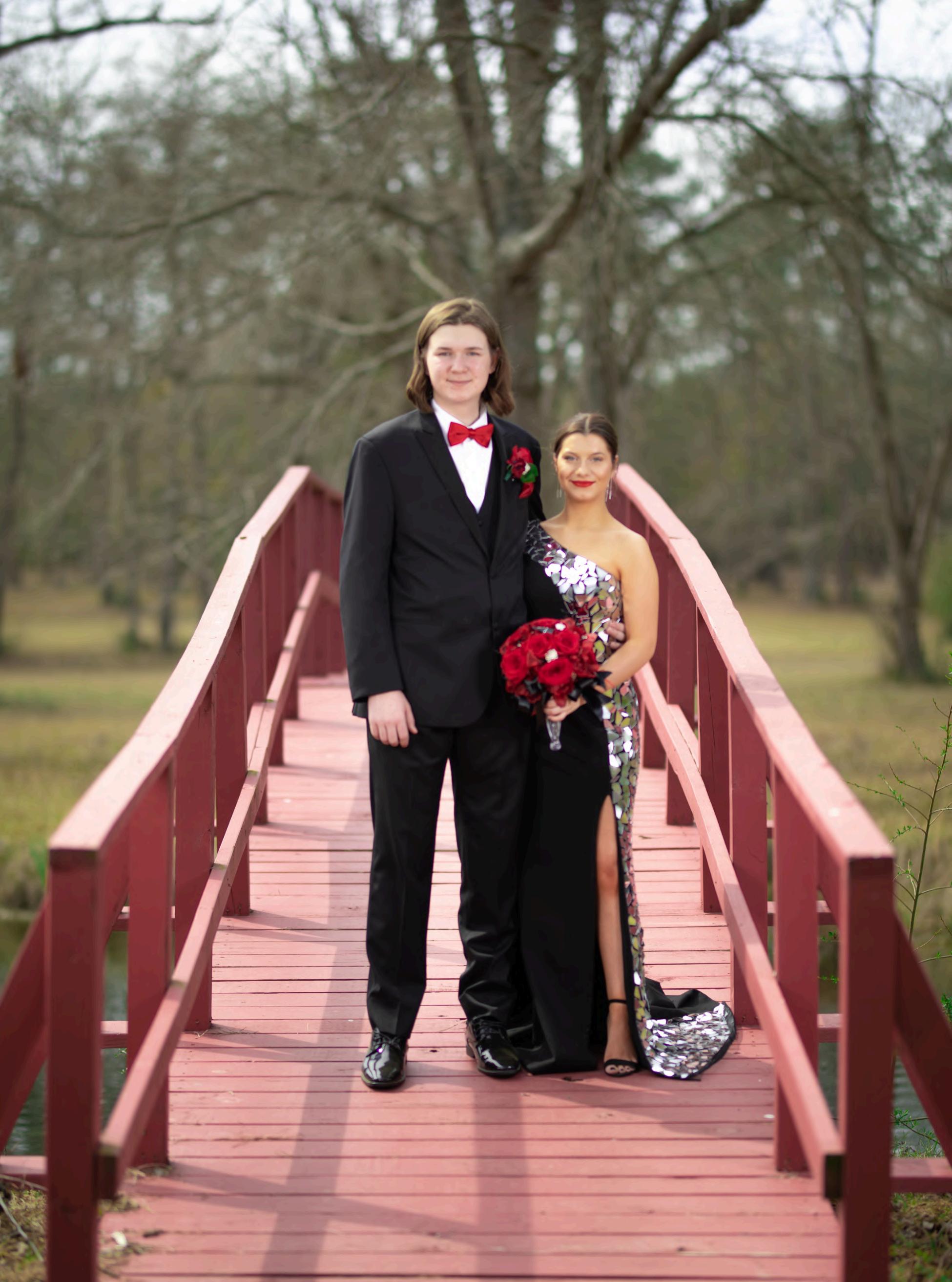 2024 Senior & Prom Guide - LaPic Visuals by LaCheston - Issuu