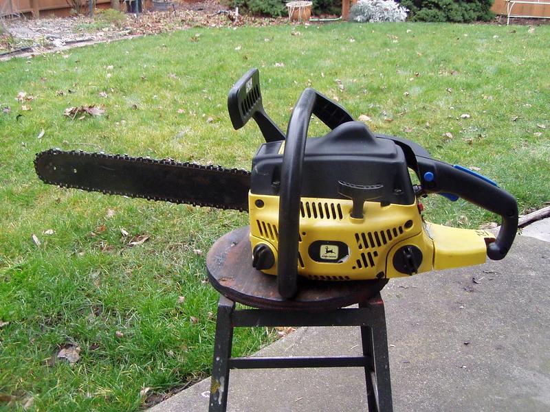 John Deere 300CS Chain Saw (UT10761A, UT10796) Operator's Manual ...