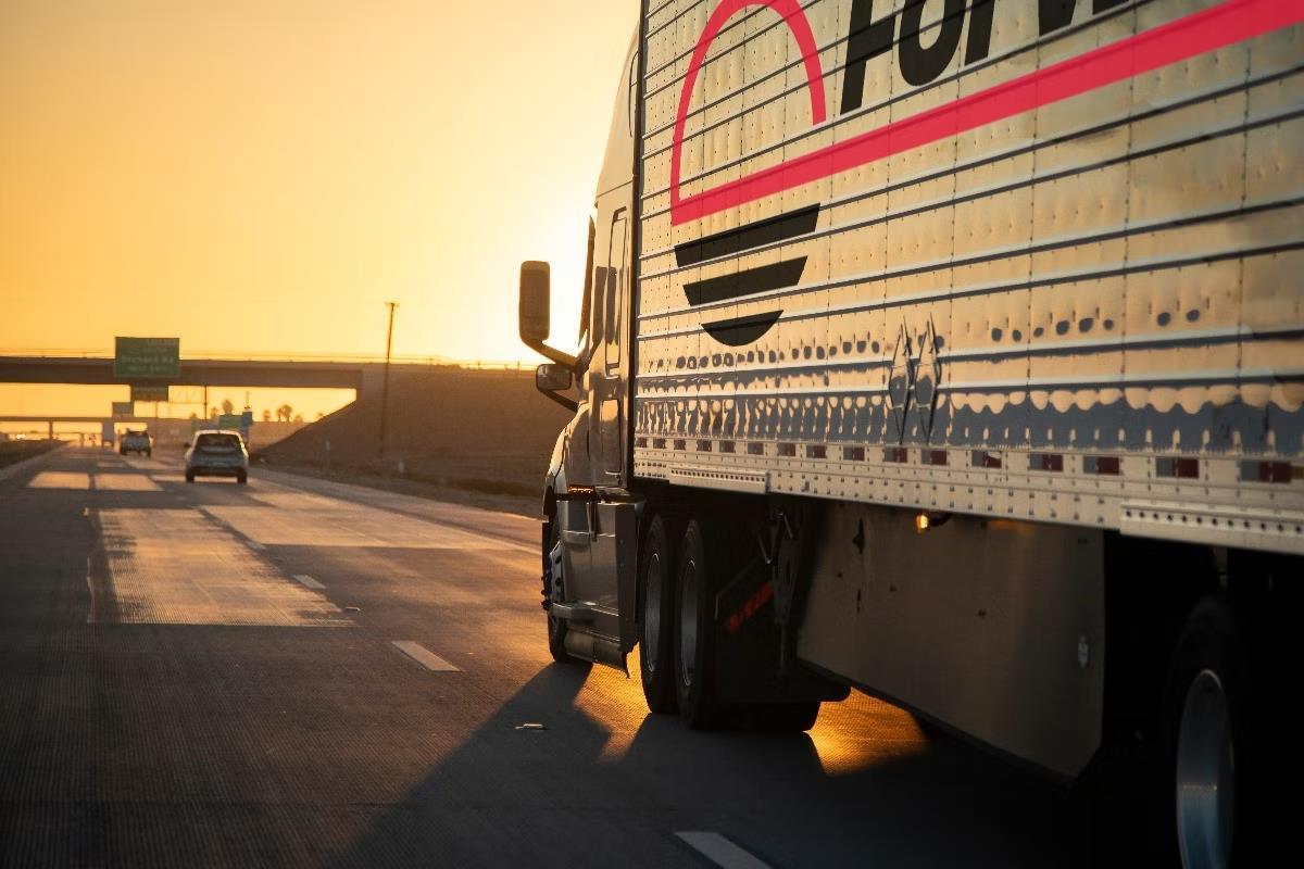 Navigating the Skies: Forward Air Freight Tracking by ICS Global Logistics - Issuu