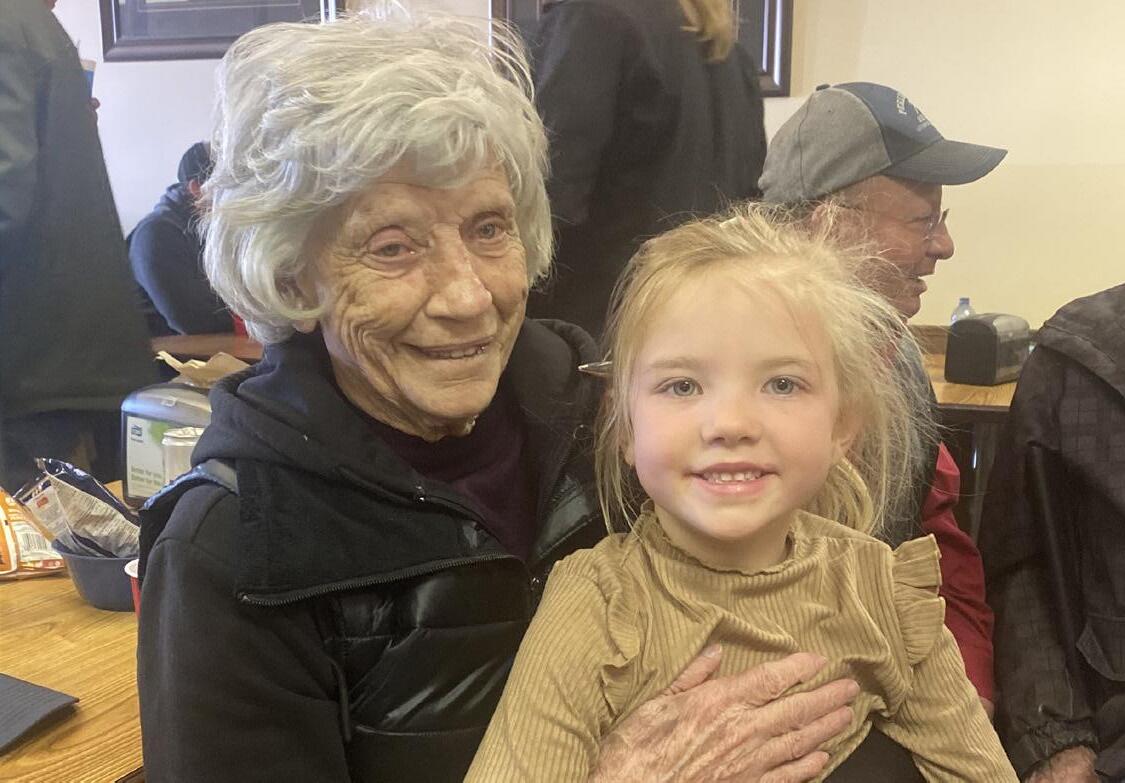 RODGERS RED ANGUS 2024 BULL SALE CATALOGUE by Logan Rummel - Issuu