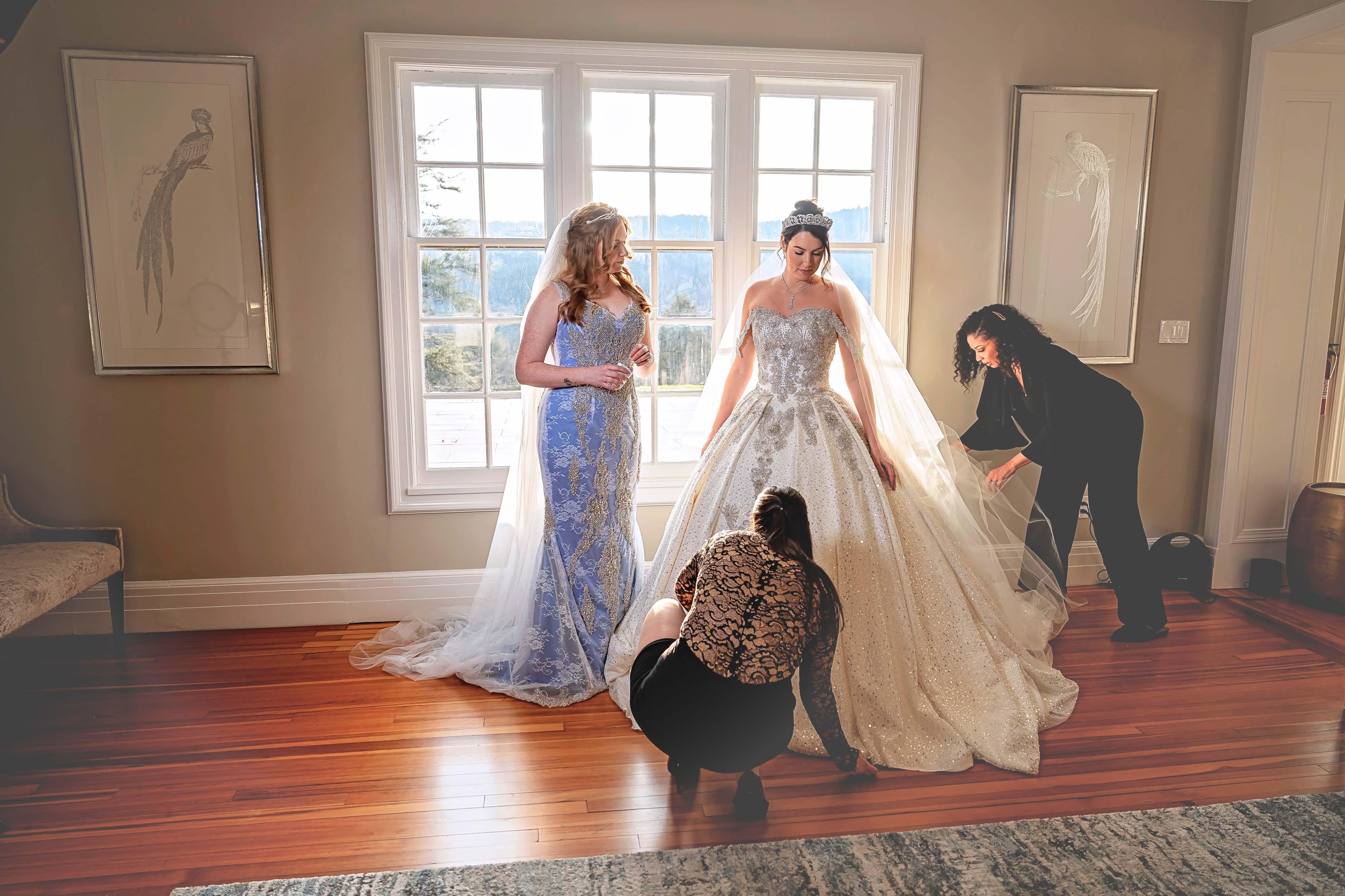 Timeless Touch Catalog by Nicole Wzorek - Issuu