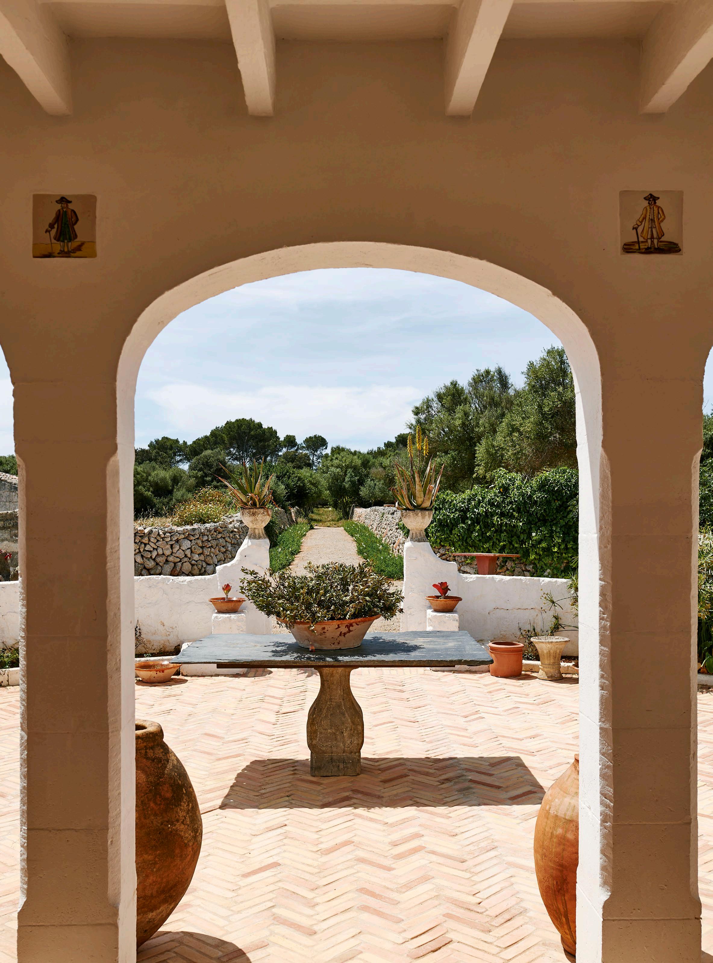 est Magazine Issue 51 | Design Voices by est magazine - Issuu