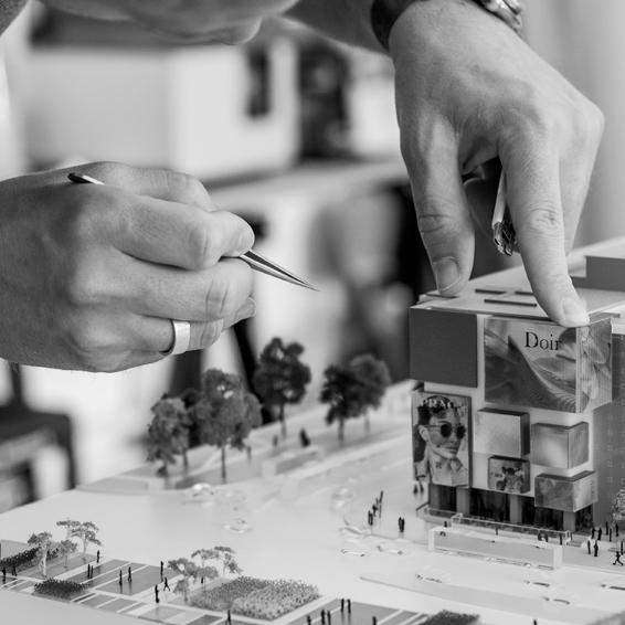 Modelart portfolio by Modelart Presentation - Issuu