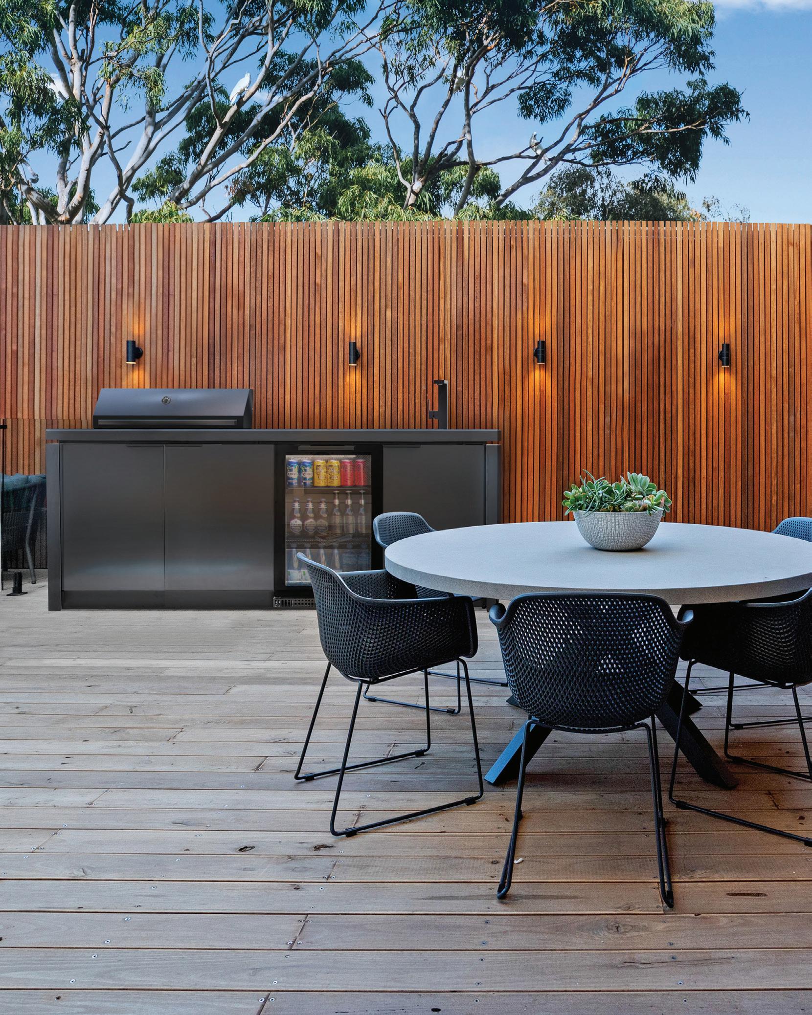 Gasmate Phoenix Black BBQ Series Brochure by Sitro Group Australia - Issuu