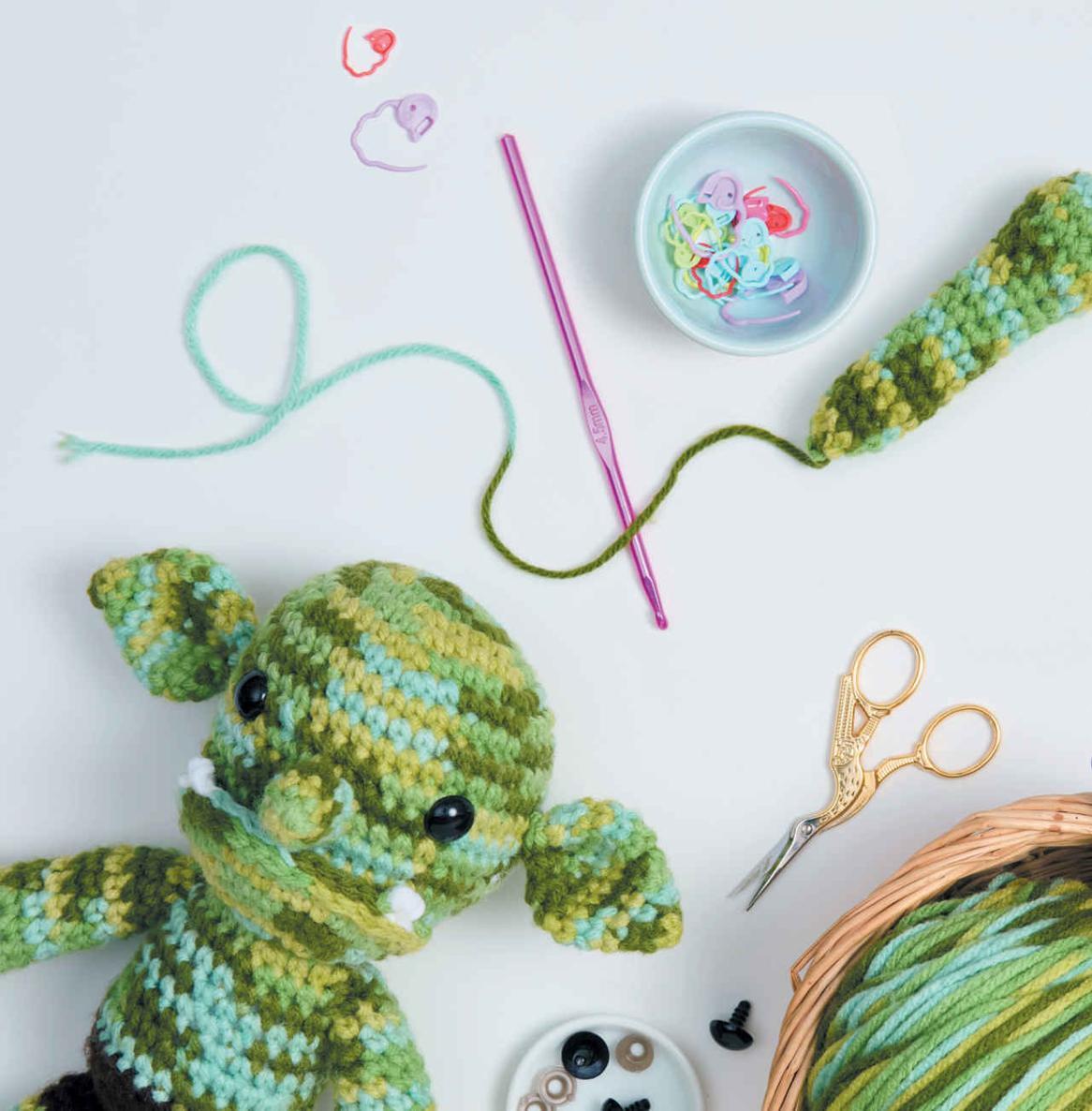 Crochet magical creatures 20 easy amigurumi patterns drew hill by brain ...