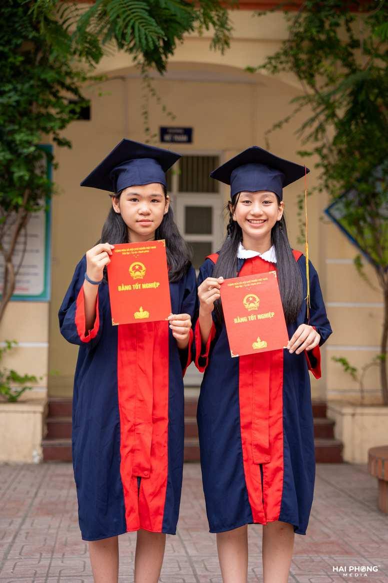 Yearbook 5A8 Tiểu Học Tân Định by Ngoc Dinh Ha - Issuu