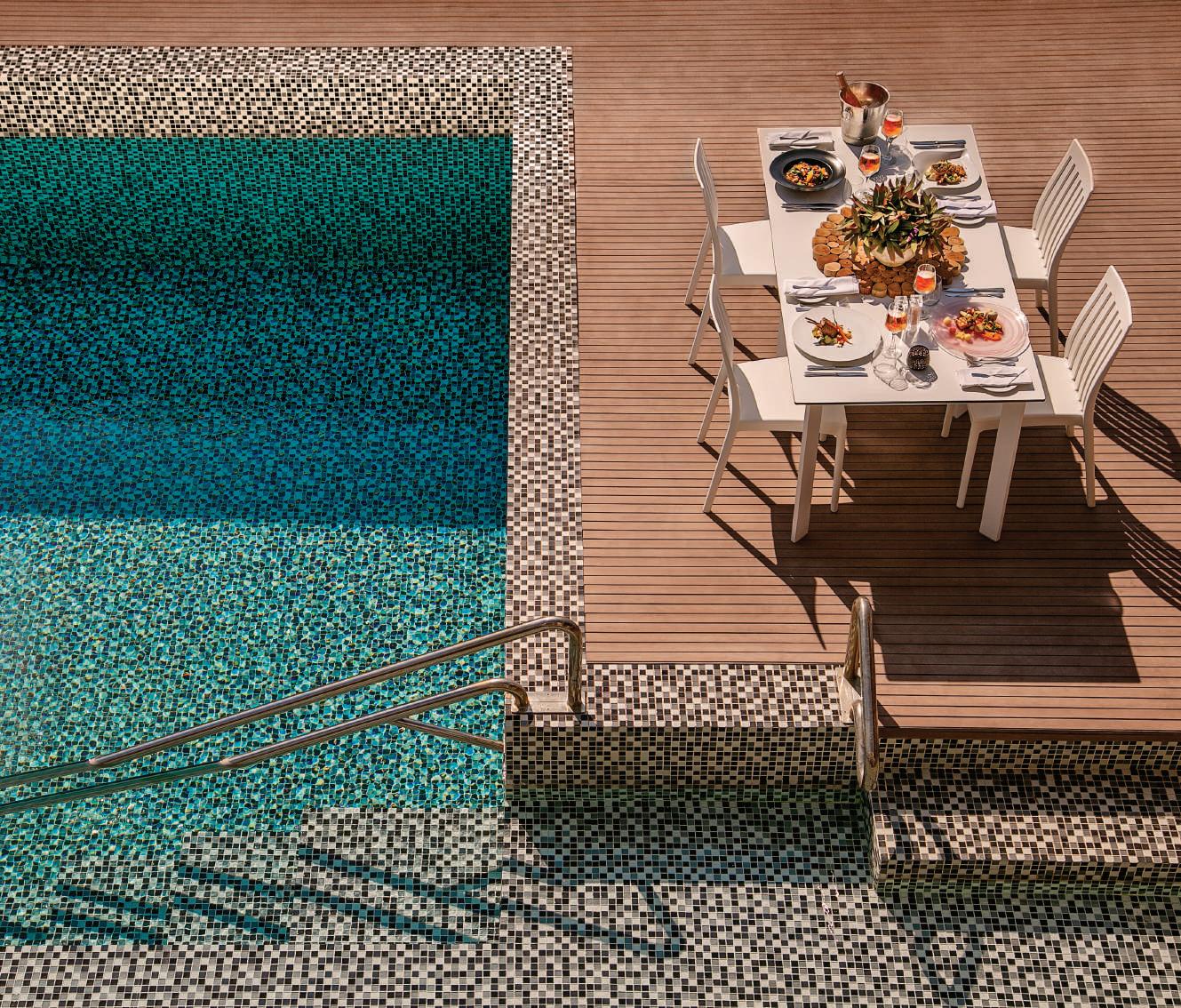 ΟΙ ΠΟΛΙΤΕΣ ΖΗΤΟΥΝ ΗΘΟΣ ΚΑΙ ΣΟΒΑΡΟΤΗΤΑ by fonitispaphou2024 - Issuu