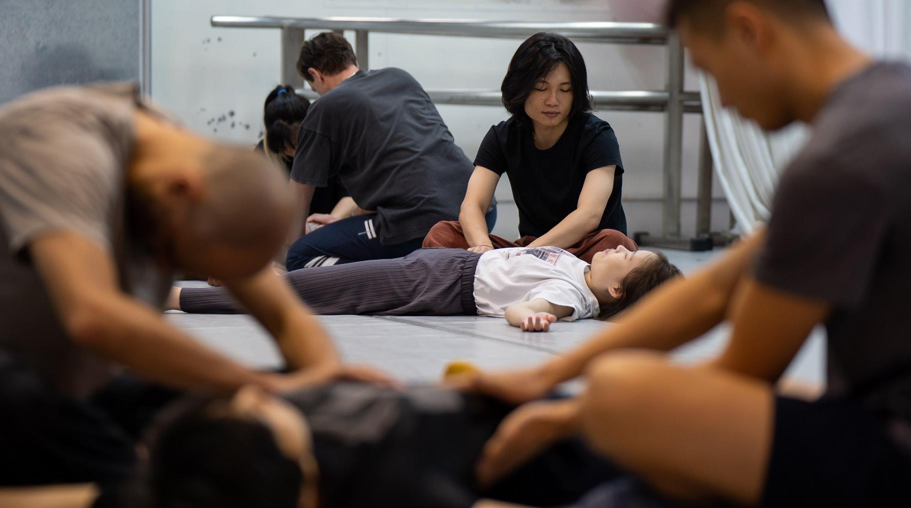 25th Hong Kong Dance Awards Awards Booklet by Hong Kong Dance Alliance ...