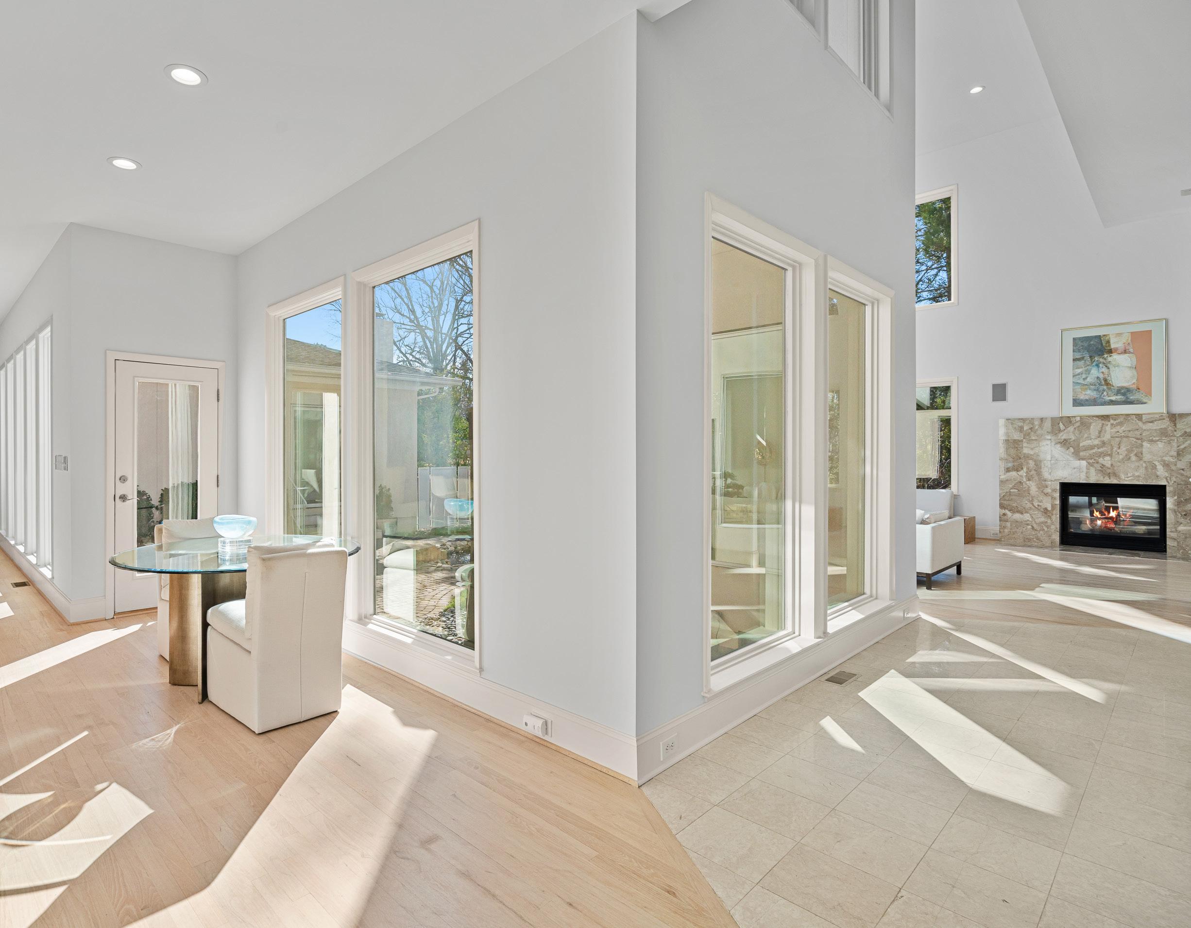 1731 Shoreham Dr by Dickens Mitchener - Issuu