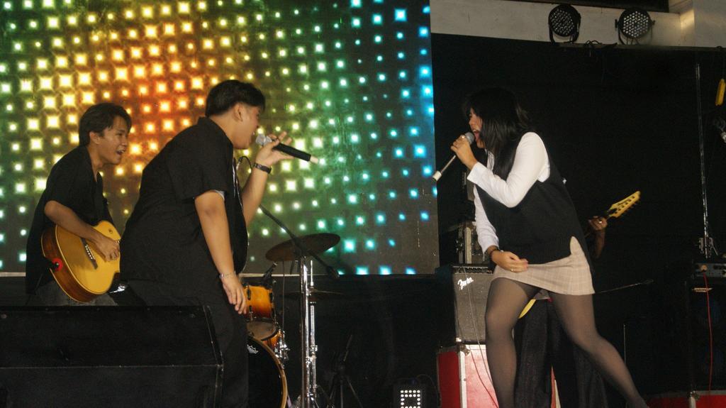 THE SCHRYBLE VOL.1(1) by Dinglasan, Shane Elijah Q. - Issuu