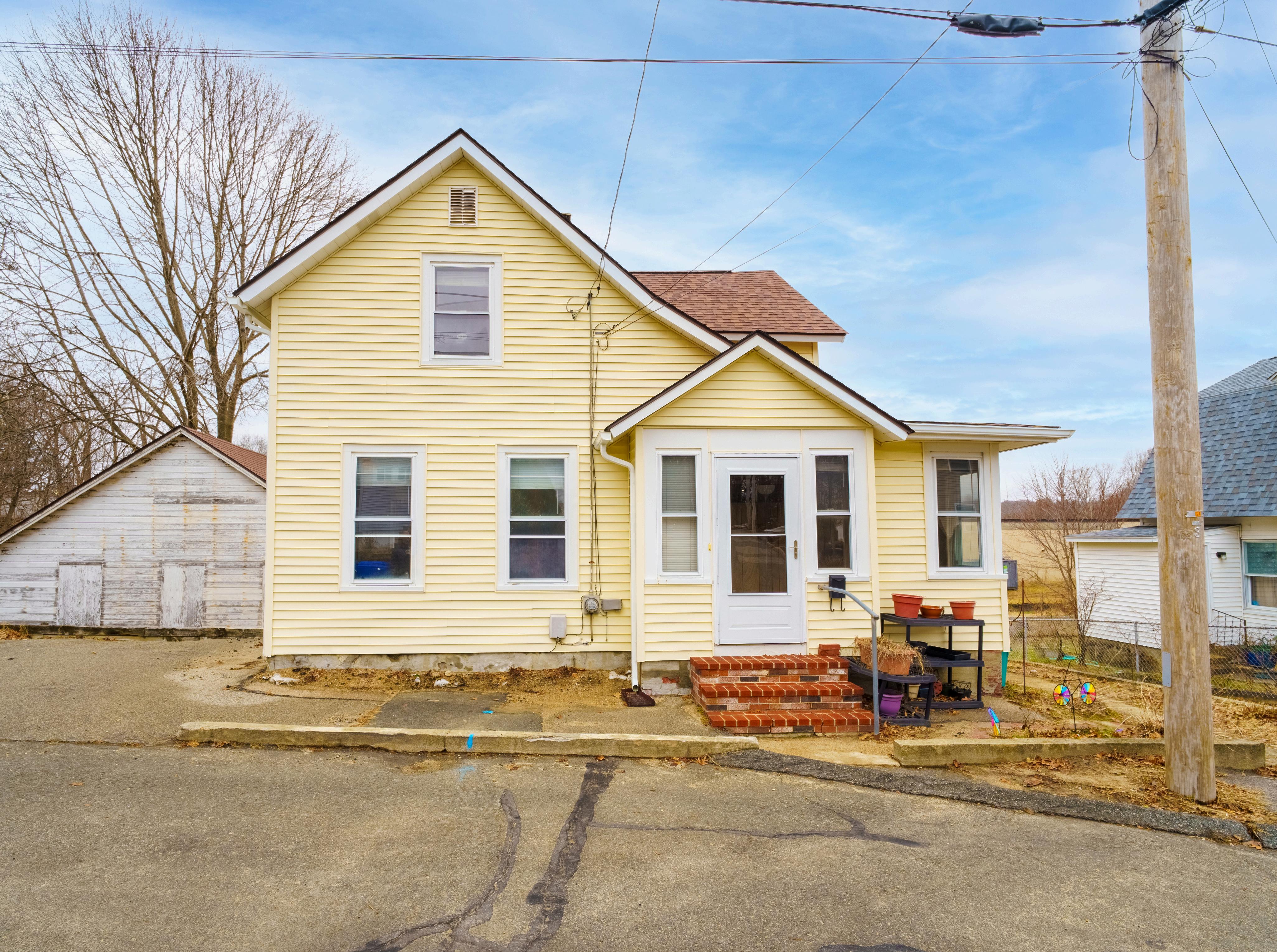 12 Walker St - Showing Packet by Slocum Home Team - Issuu