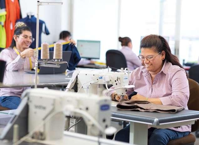 Catálogo Lazzar 2024 by Lazzar México Uniformes - Issuu