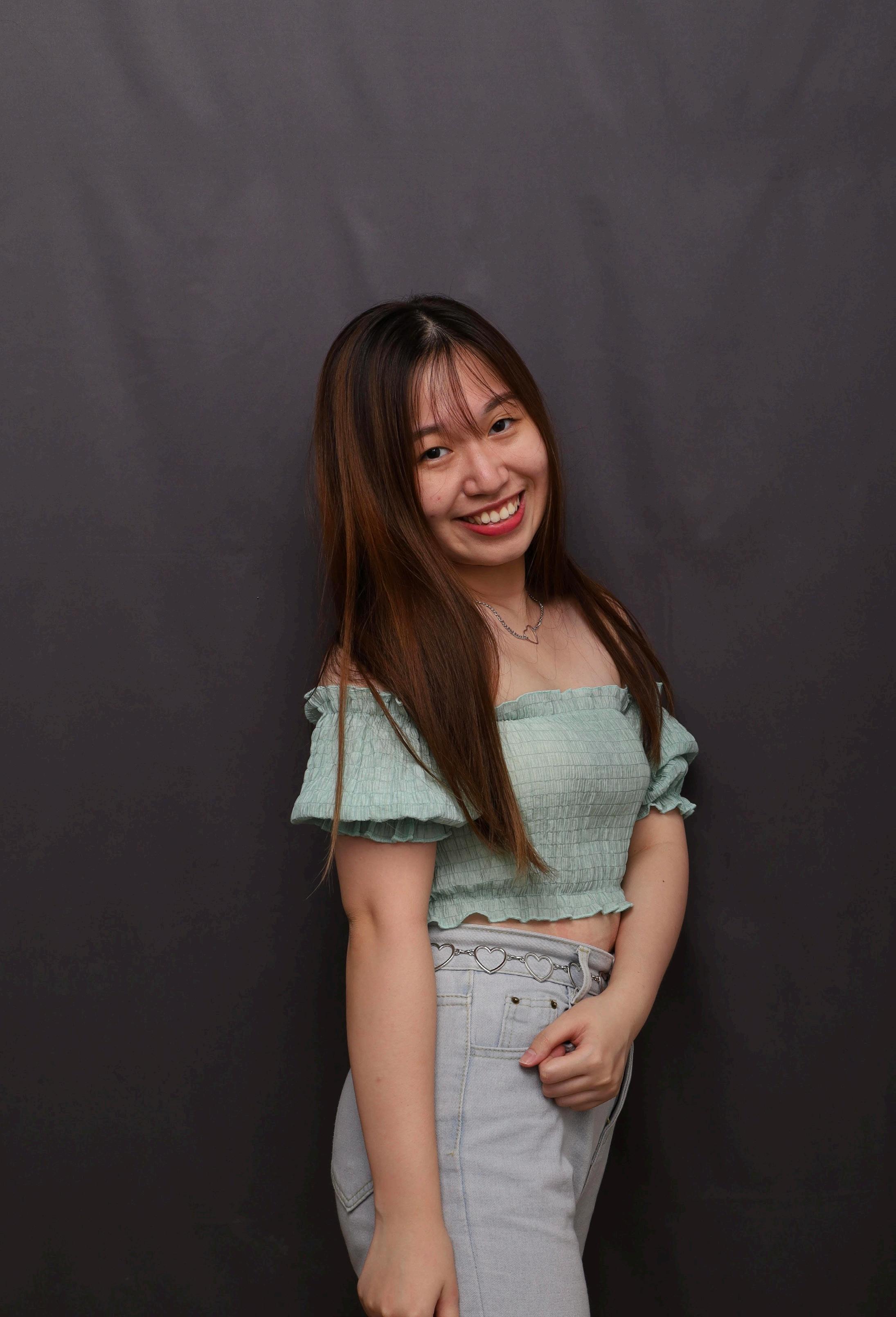 Hazel Lim En Tong COM109 Magazine Portfolio by Hazel Lim - Issuu