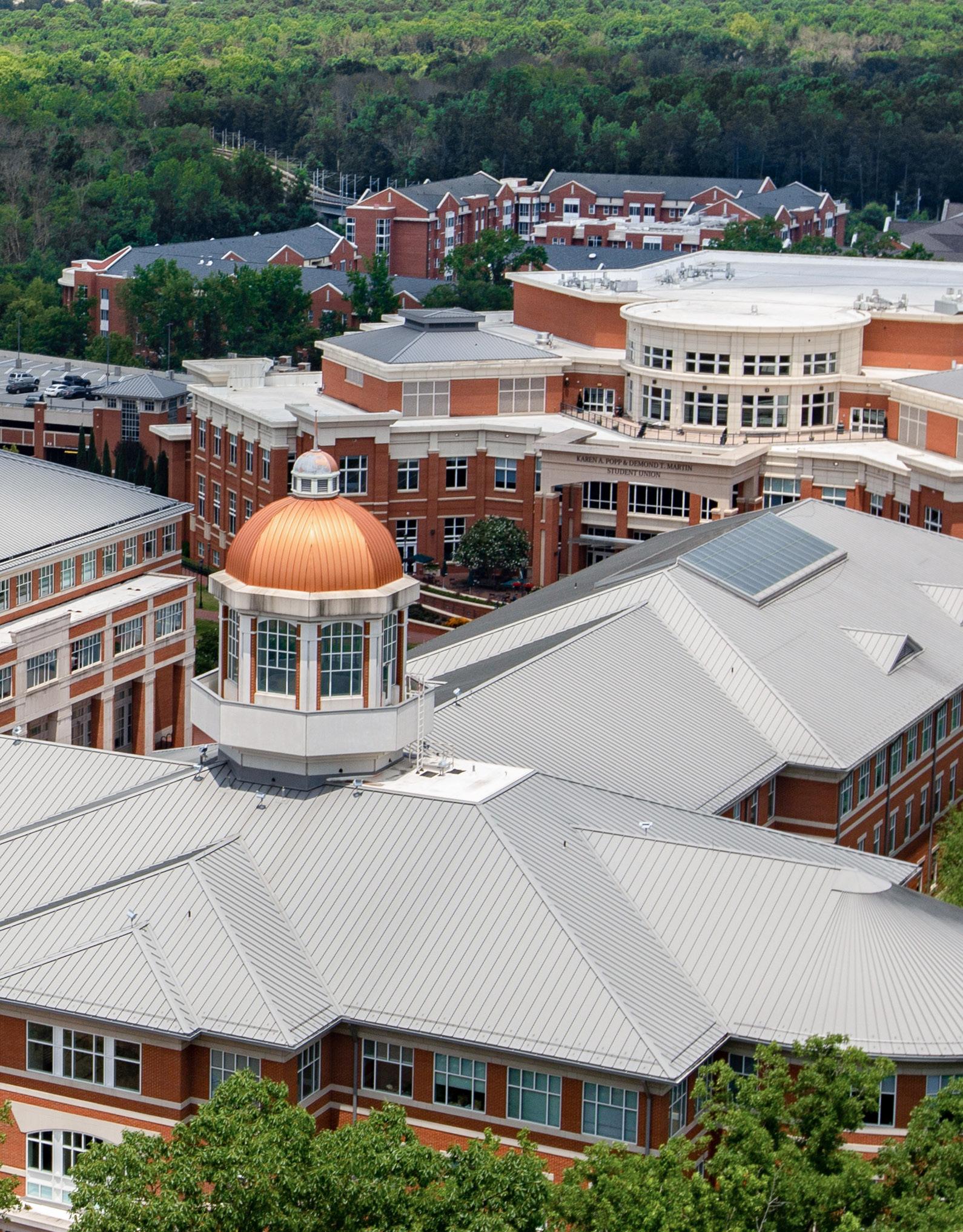 Transfer Brochure (2025-2026) by UNC Charlotte Undergraduate Admissions ...