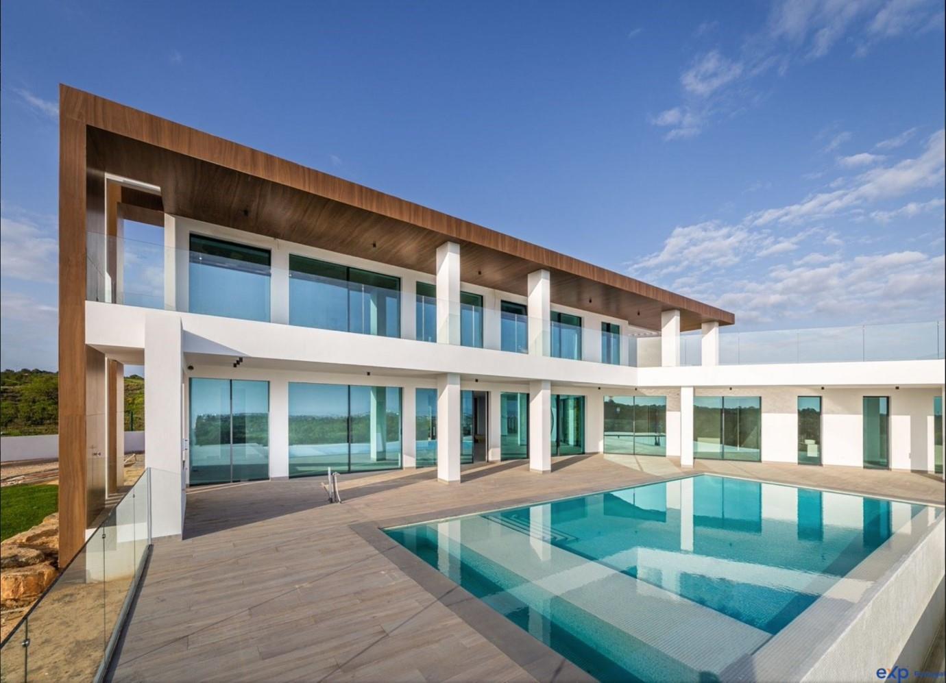 CASTLES® MAGAZINE by James Lowenstern - Issuu