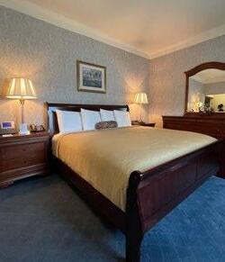 GoMDL Magazine - Fall/Winter 24/25 by 87FSS Marketing - Issuu