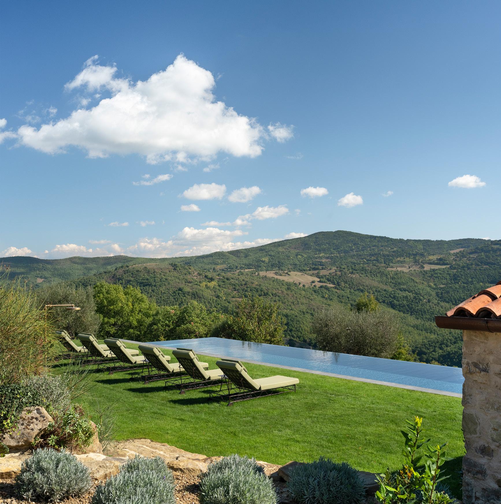 Cercoschene - Reschio Estate by Reschio Estate - Issuu