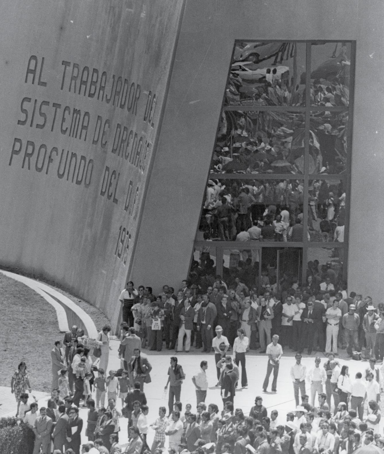 revista-smig-50-aniversario-drenaje-profundo-cdmx by SMIG - Issuu